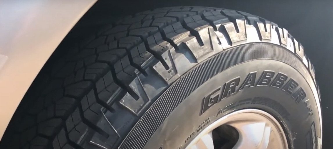 General Grabber APT Review - Tires Reviewed